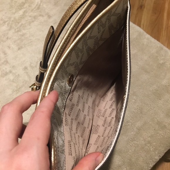 Michael Kors | Bags | Mk Jet Set Signature Large Crossbody Bag | Poshmark